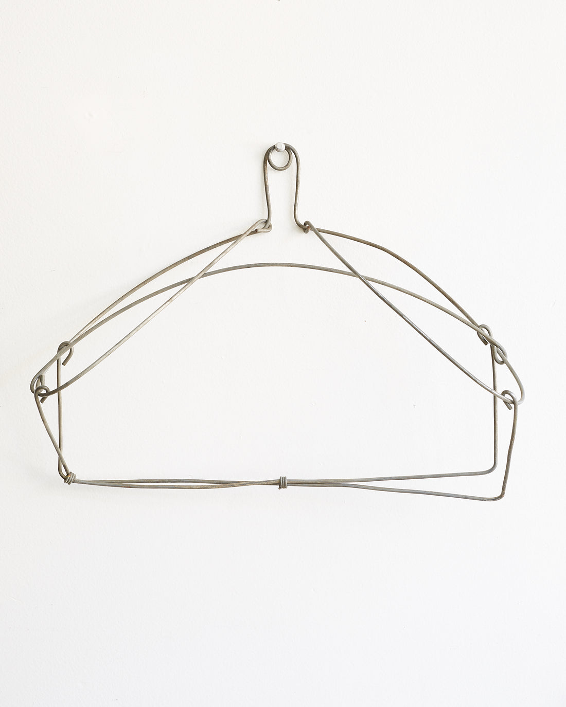 Antique Wire Hanger – Robin Richman